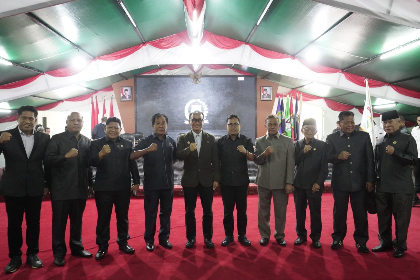 DPRD Sulbar Tetapkan Dua Ranperda, Prof Zudan: Untuk Mengatasi Persoalan Lingkungan Hidup di ...